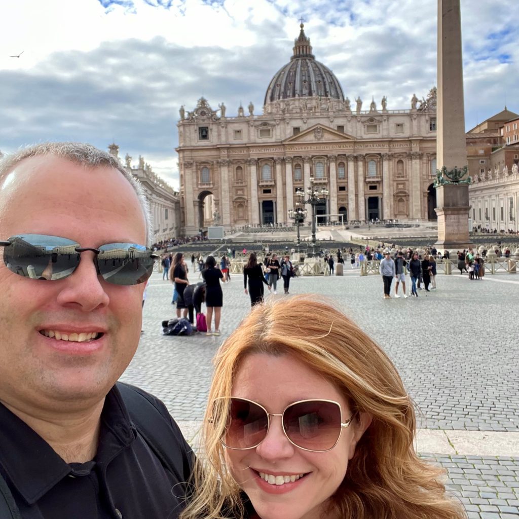 5 Reasons Travel is ESSENTIAL in the Prime of Life - The Toasty Tourist